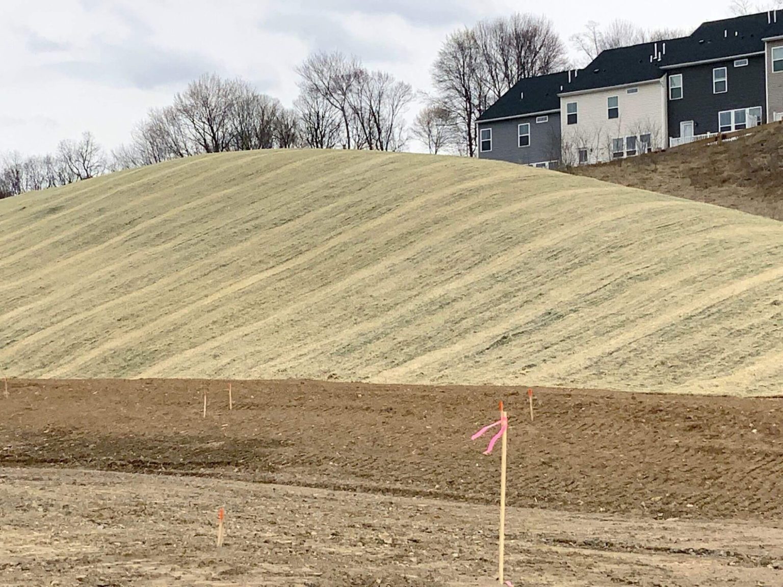 ErosionTech: Permanent Erosion Control Blankets & Mats | Straw Erosion ...