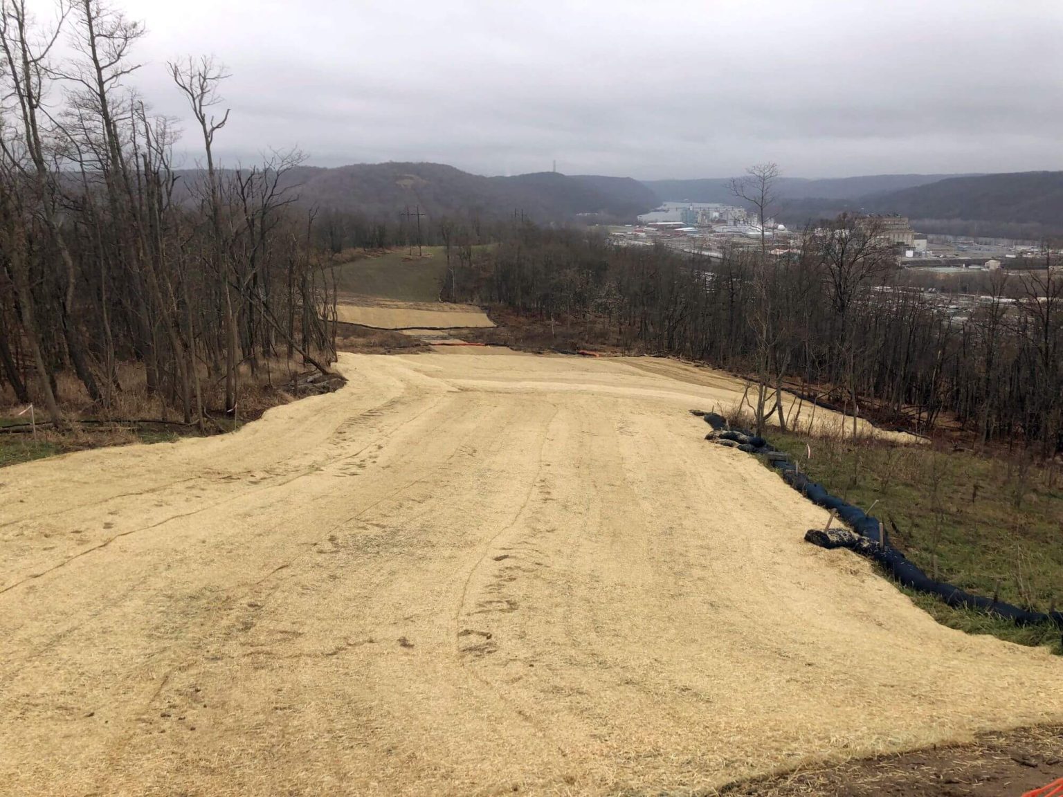 ErosionTech: Permanent Erosion Control Blankets & Mats | Straw Erosion ...